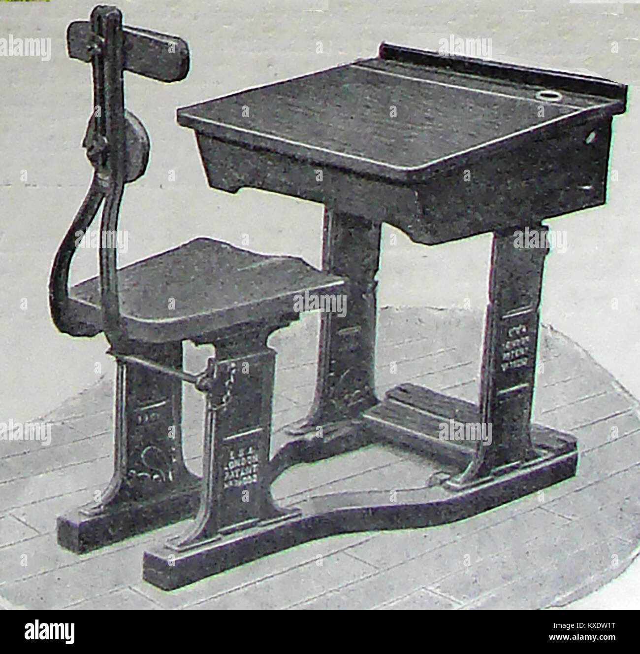 1920s school classroom hi-res stock photography and images - Alamy