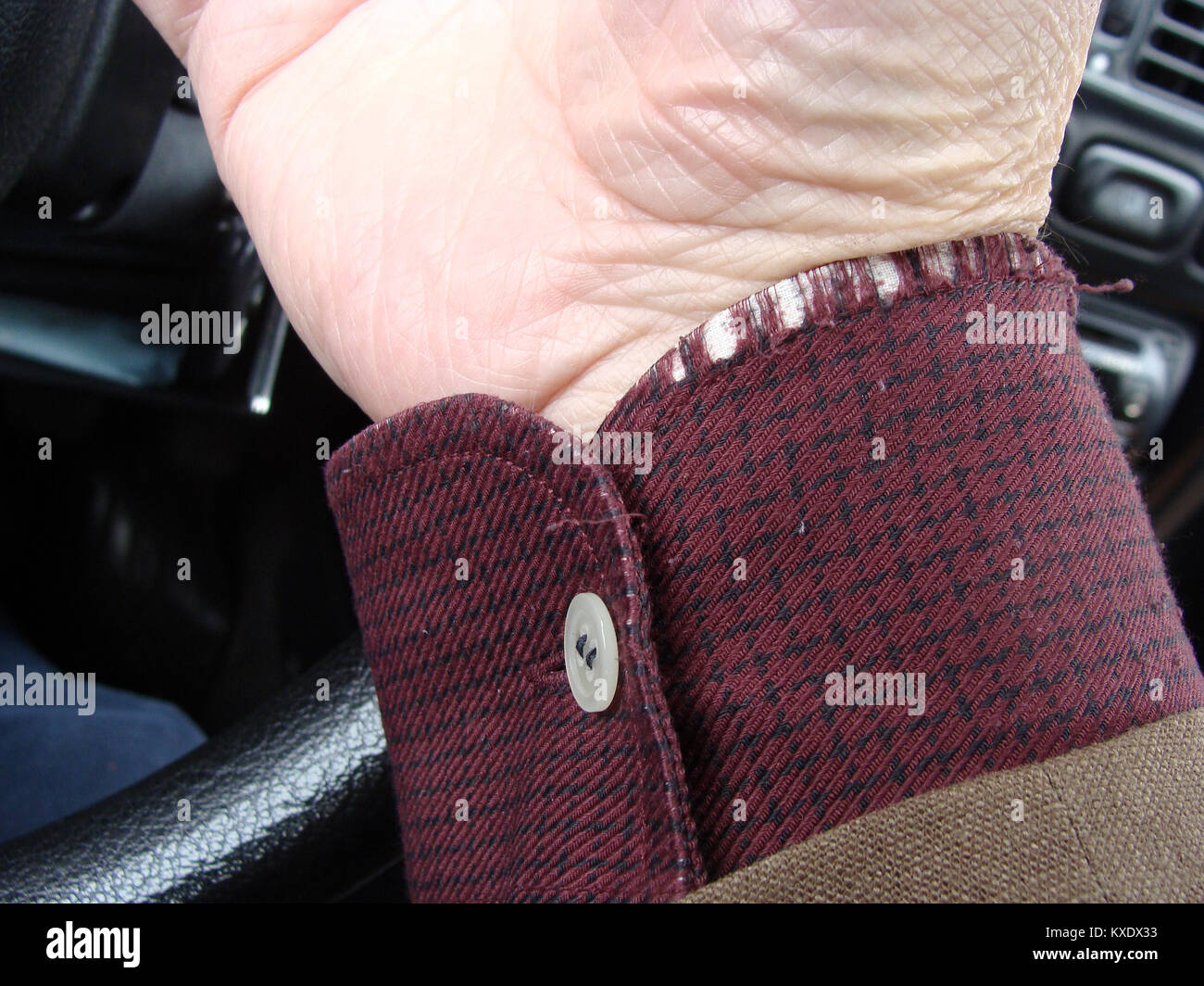 Worn threads hi-res stock photography and images - Alamy