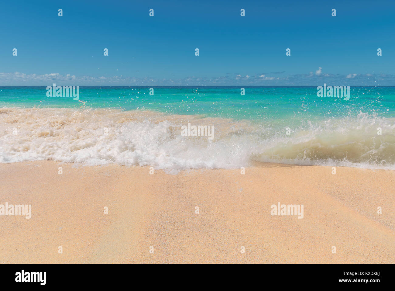 Island background hi-res stock photography and images - Alamy