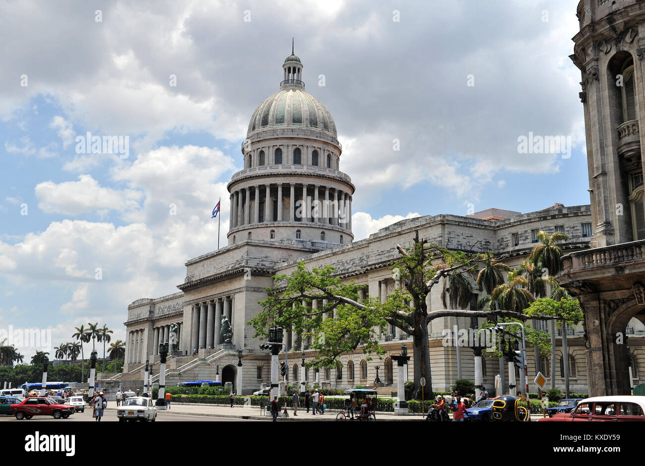 Downtown havana habana government building capital building hi-res ...