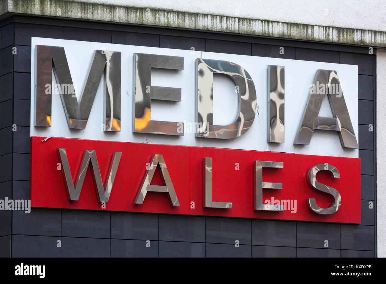 Cardiff sign welsh hi-res stock photography and images - Alamy
