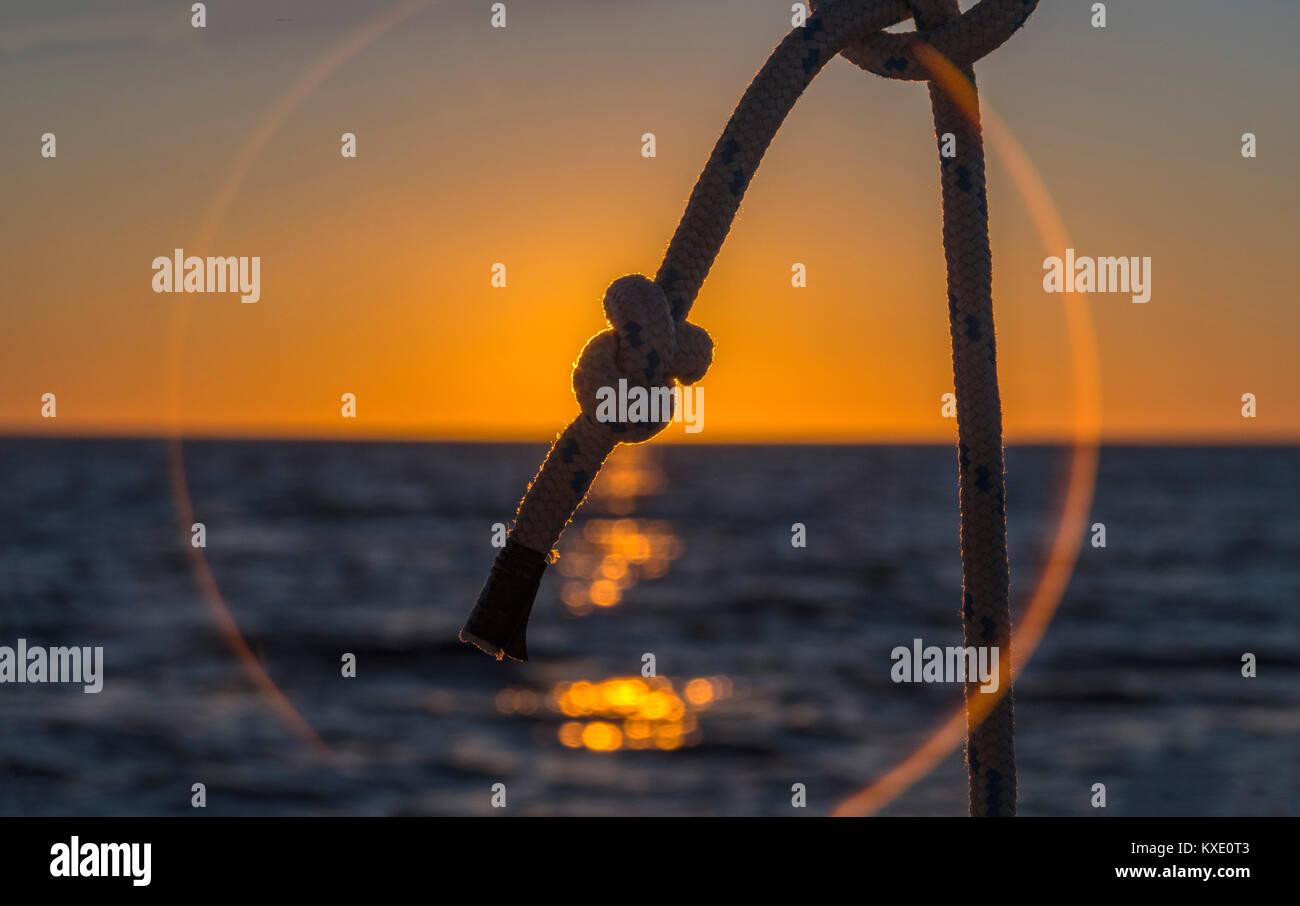 Ring around the sun hi-res stock photography and images - Alamy