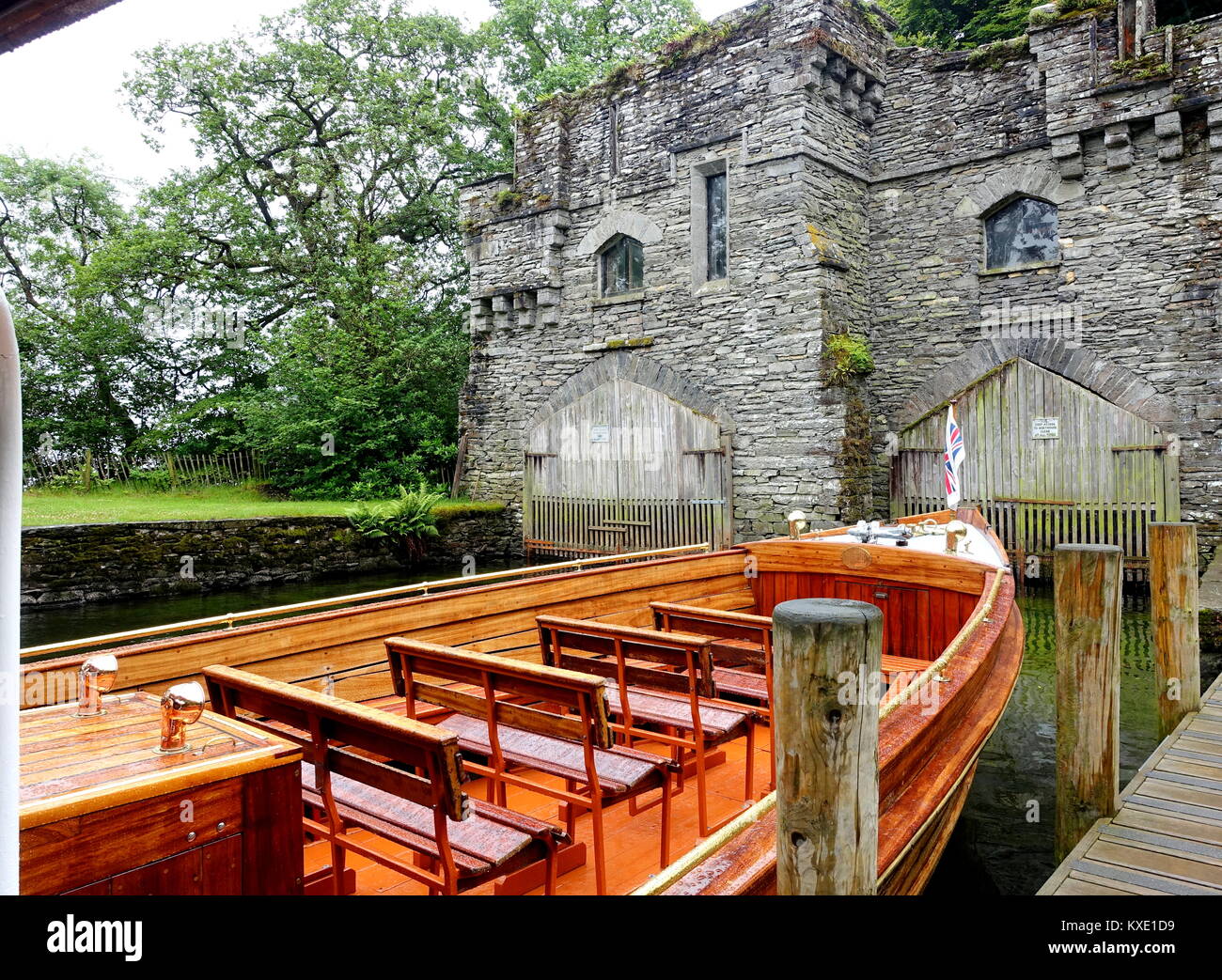 Wray Castle boat house Stock Photo - Alamy