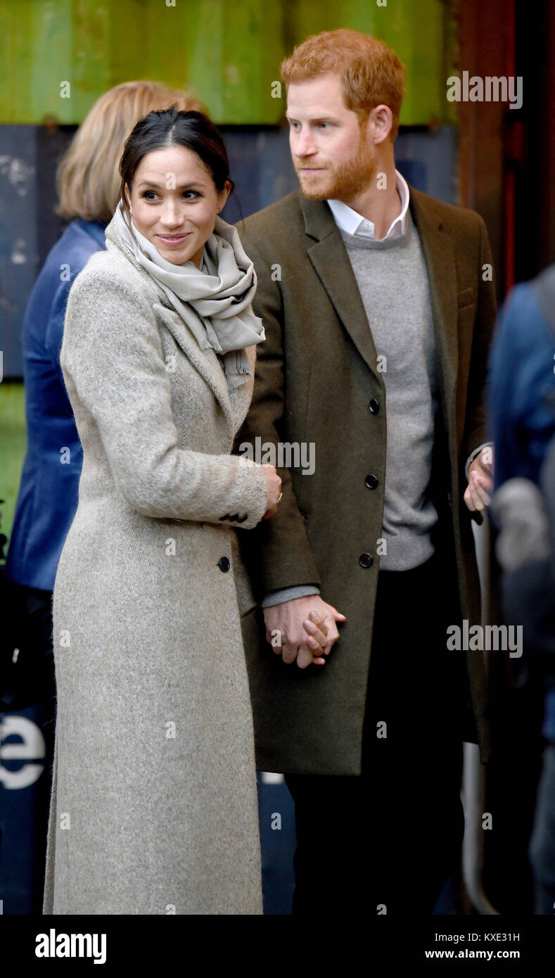 Meghan markle harry side by side hi-res stock photography and images ...