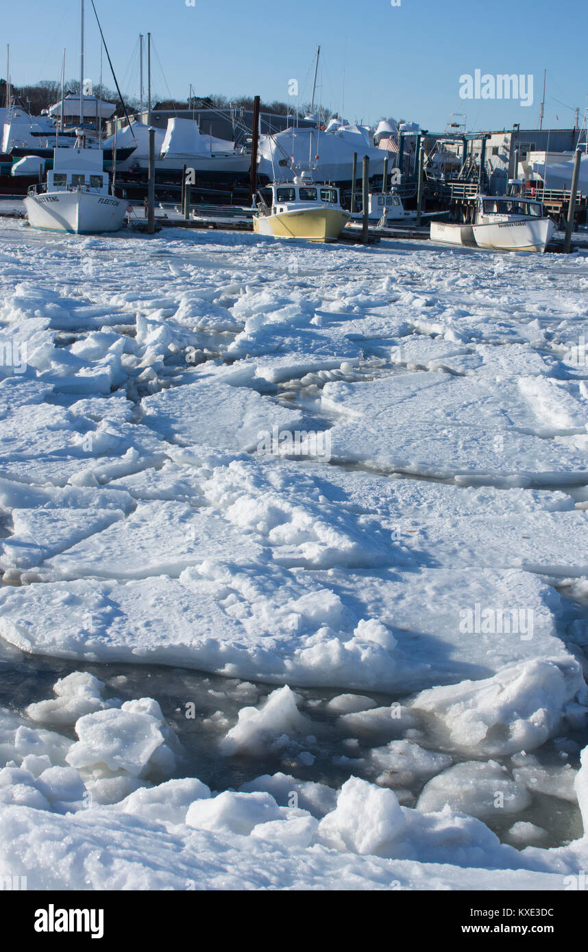 Cold marina hi-res stock photography and images - Alamy