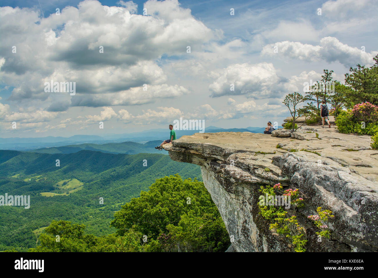 Hiking McAfee Knob Appalachian Trail Stock Photo - Alamy
