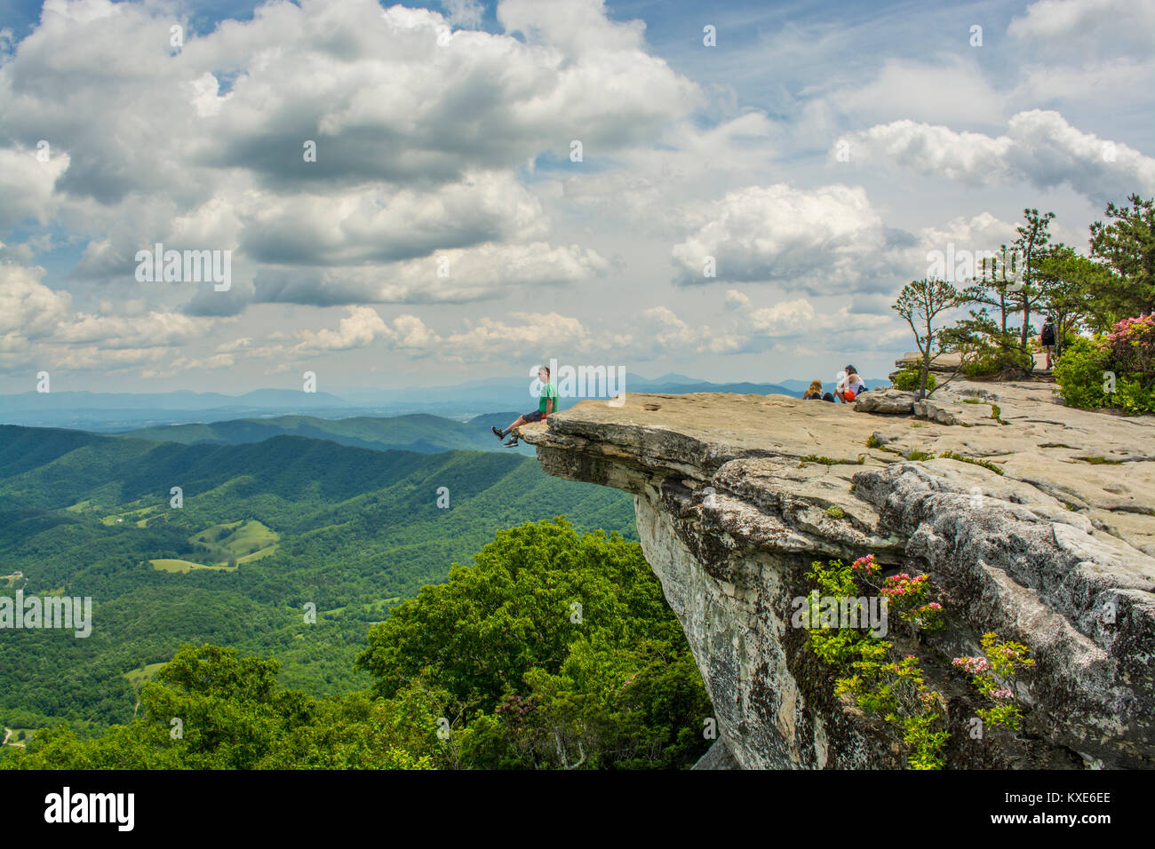 Hiking McAfee Knob Appalachian Trail Stock Photo - Alamy