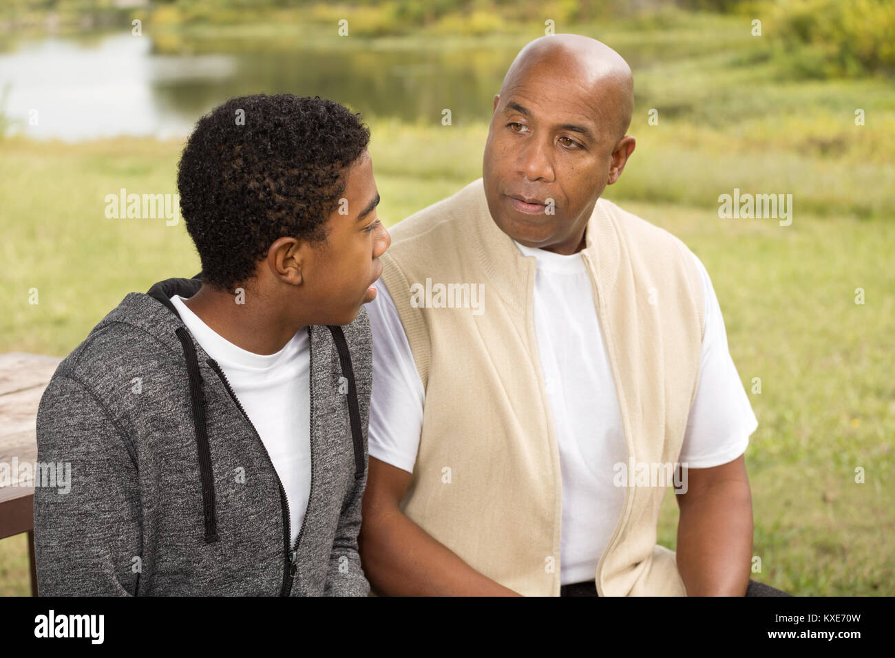 Father son talking serious hi-res stock photography and images - Alamy