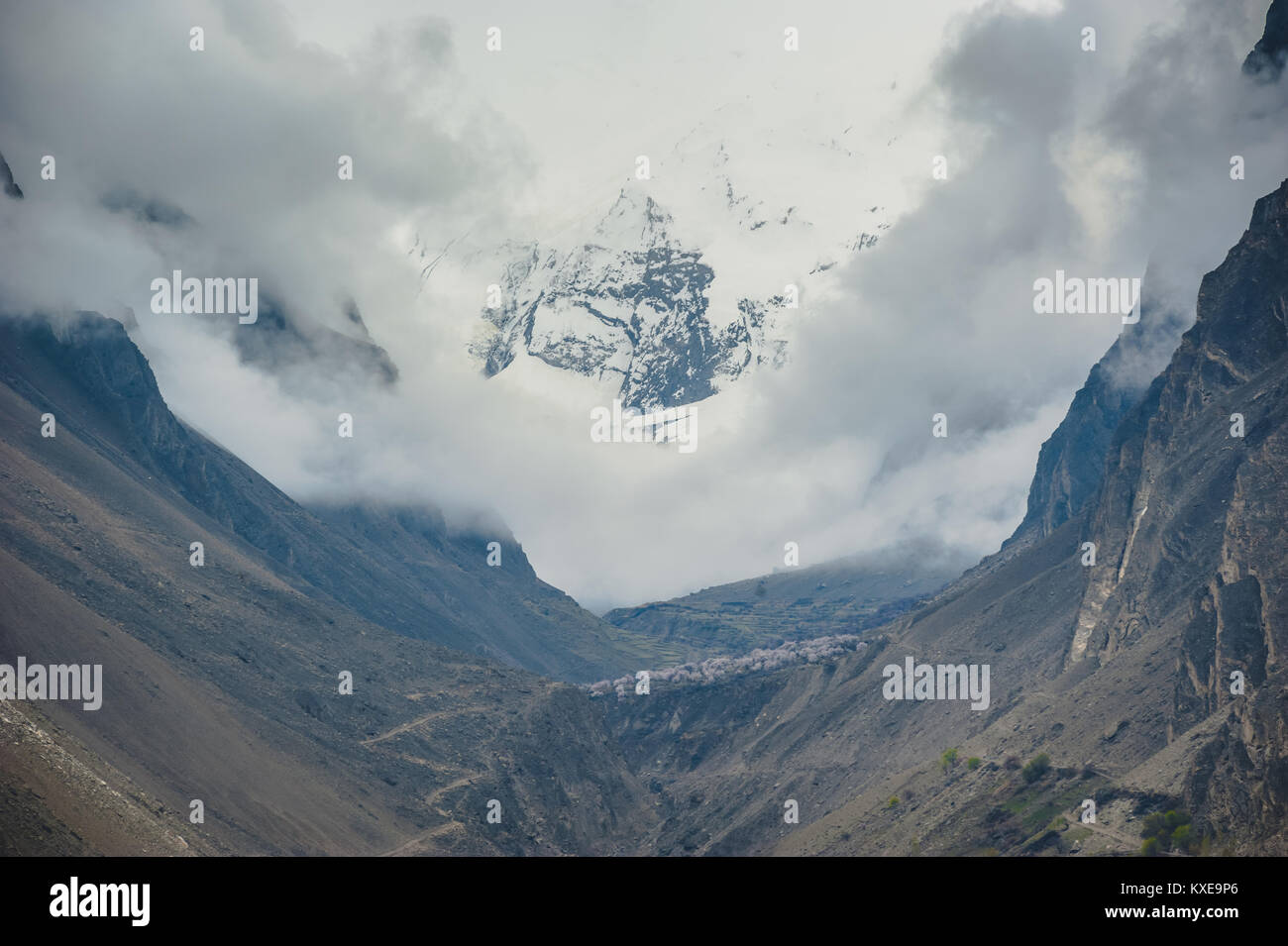 beautiful Landscape of Hunza Valley in Autumn season. Northern Area of ...