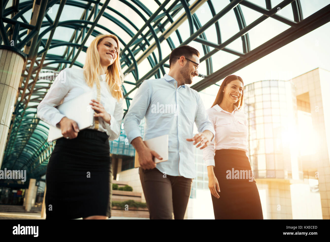 Picture smiling businesswoman laptop hi-res stock photography and ...