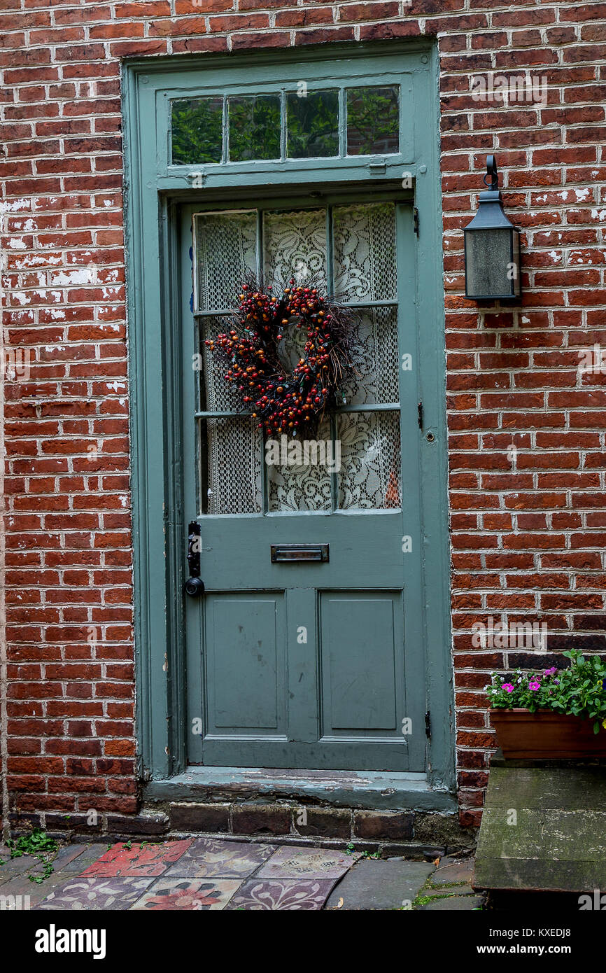 Philadelphia colonial door in historic Old City section of Society Hill ...