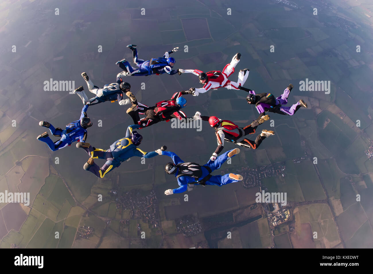 Skydiving formation hi-res stock photography and images - Alamy