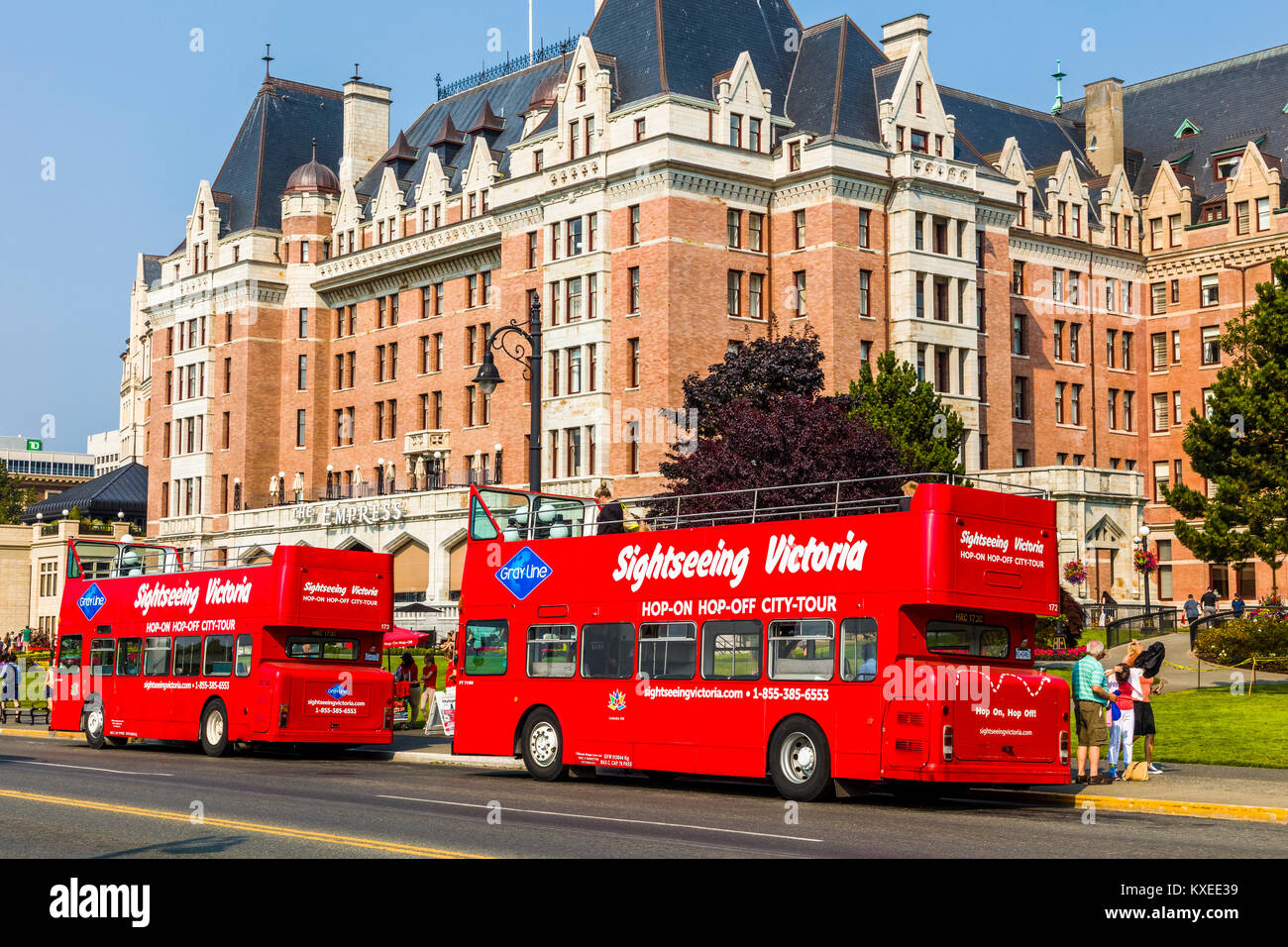 Bus tour victoria british columbia hi-res stock photography and images ...