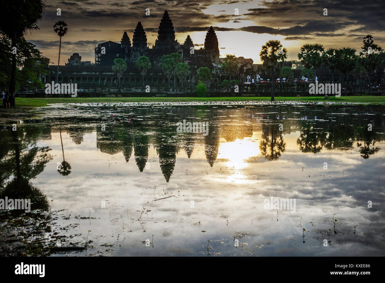 Angor wat temple cambodia hi-res stock photography and images - Alamy