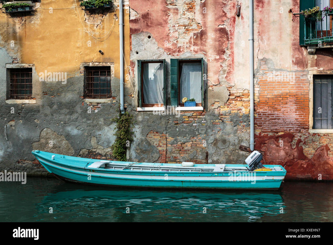 Italian rustic buildings hi-res stock photography and images - Alamy