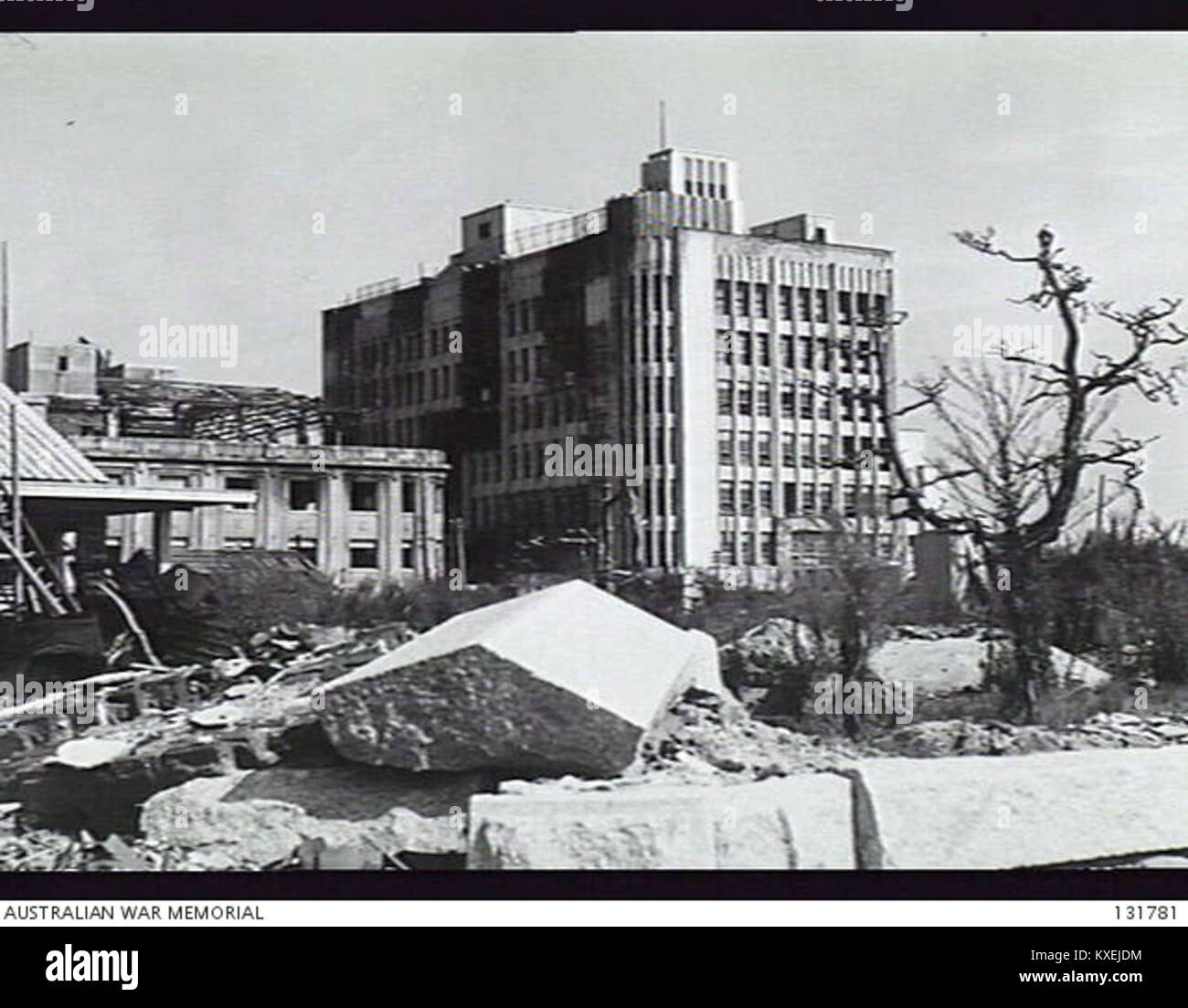 131781 ONE OF THE FEW LARGE BUILDINGS WHICH SURVIVED THE ATOMIC BLAST ...