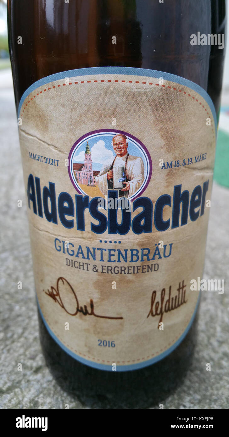 Aldersbacher Urhell Gigantenbräu (06 Stock Photo - Alamy