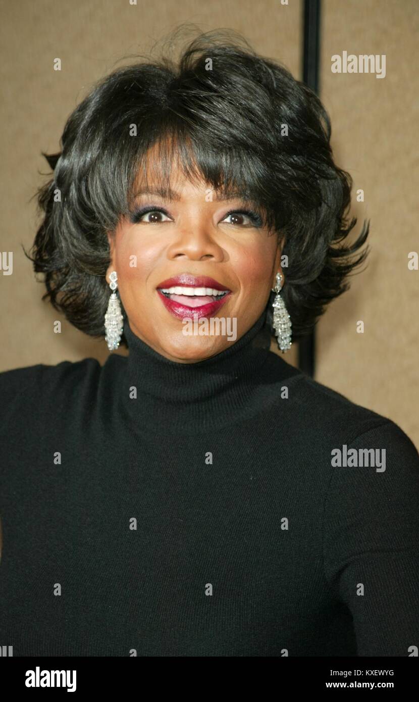 OPRAH WINFREY Broadcasting and Cable Magazine 2002 Hall of Fame ...