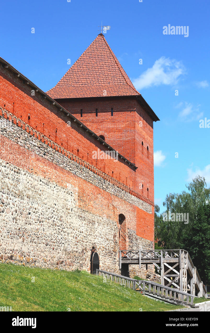 Peaked combat and watchtower of the medieval citadel Stock Photo - Alamy