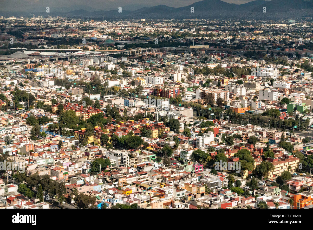Aerial view showing the haze of pollution over the skyline of Mexico ...