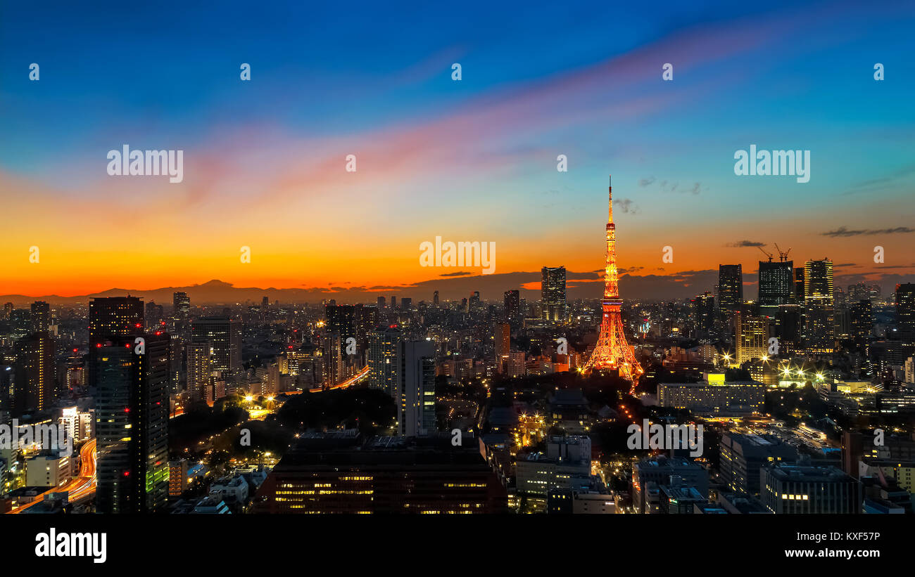 Tokyo tower 1958 hi-res stock photography and images - Alamy