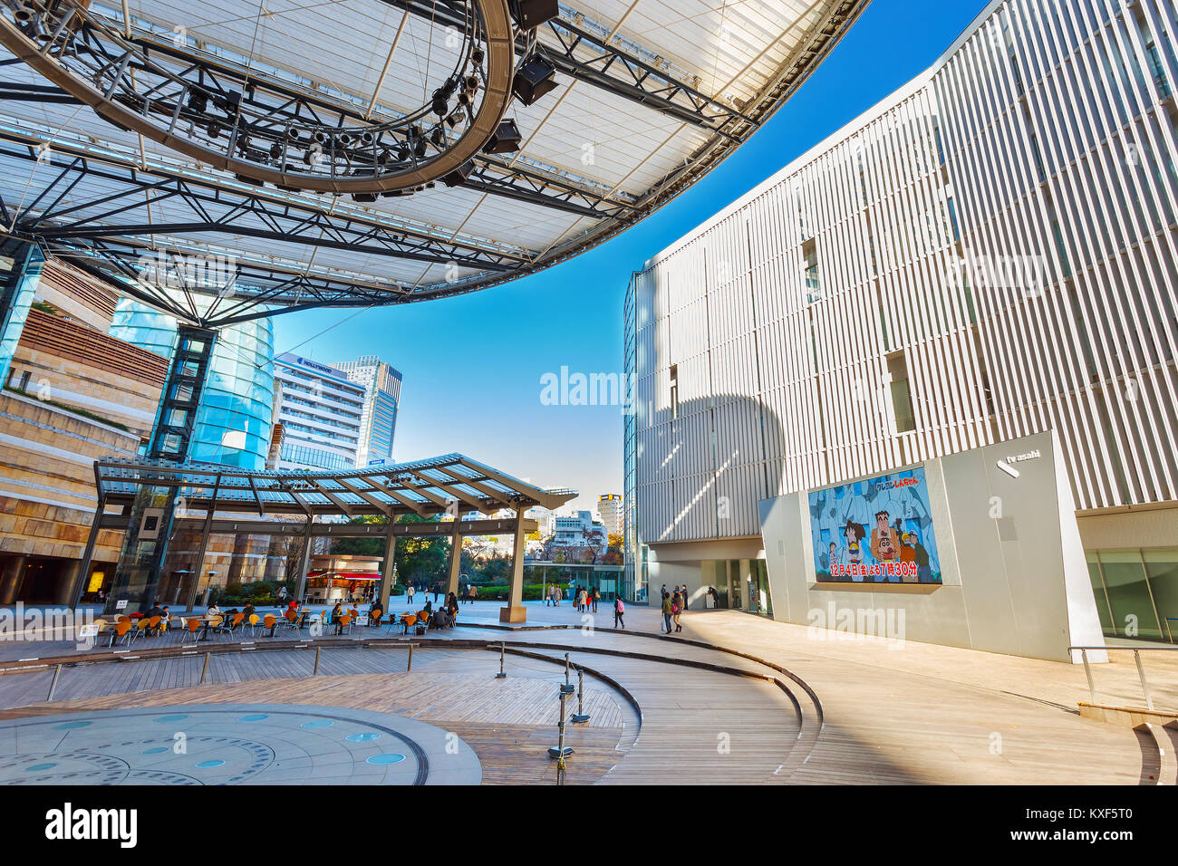 Tv asahi building roppongi tokyo hi-res stock photography and images ...