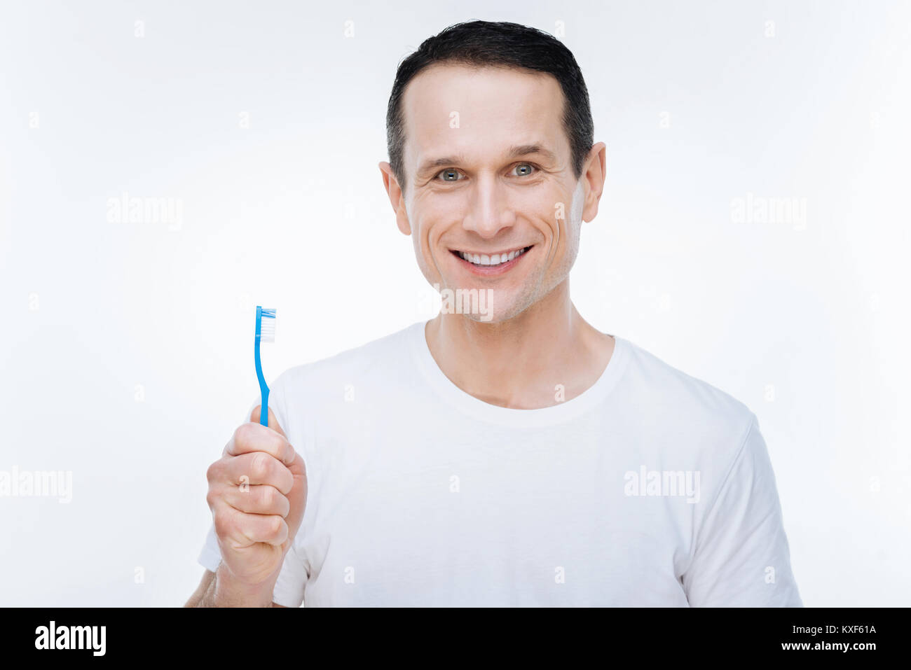 Toothbrush dental hygiene happy hi-res stock photography and images - Alamy