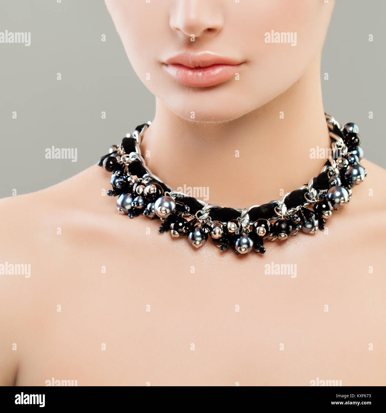 Female neck hi-res stock photography and images - Alamy