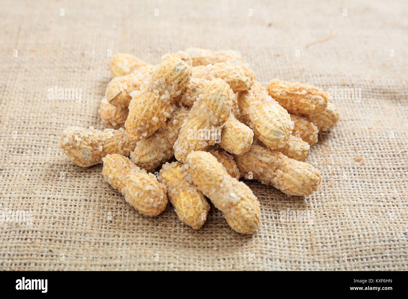 Peanuts in shell hi-res stock photography and images - Alamy