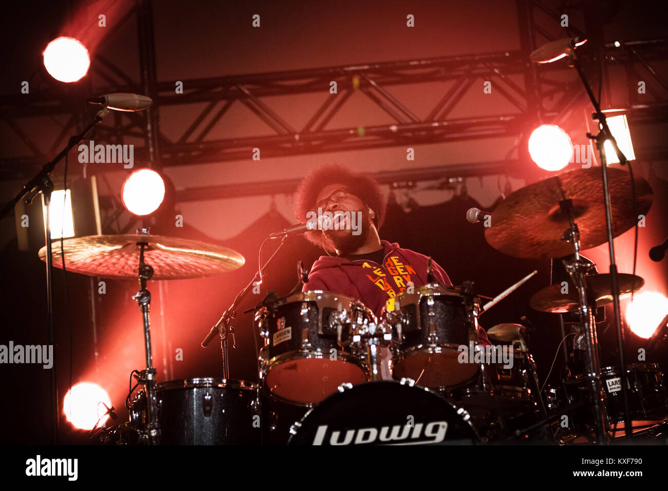 Questlove of the roots hi-res stock photography and images - Alamy