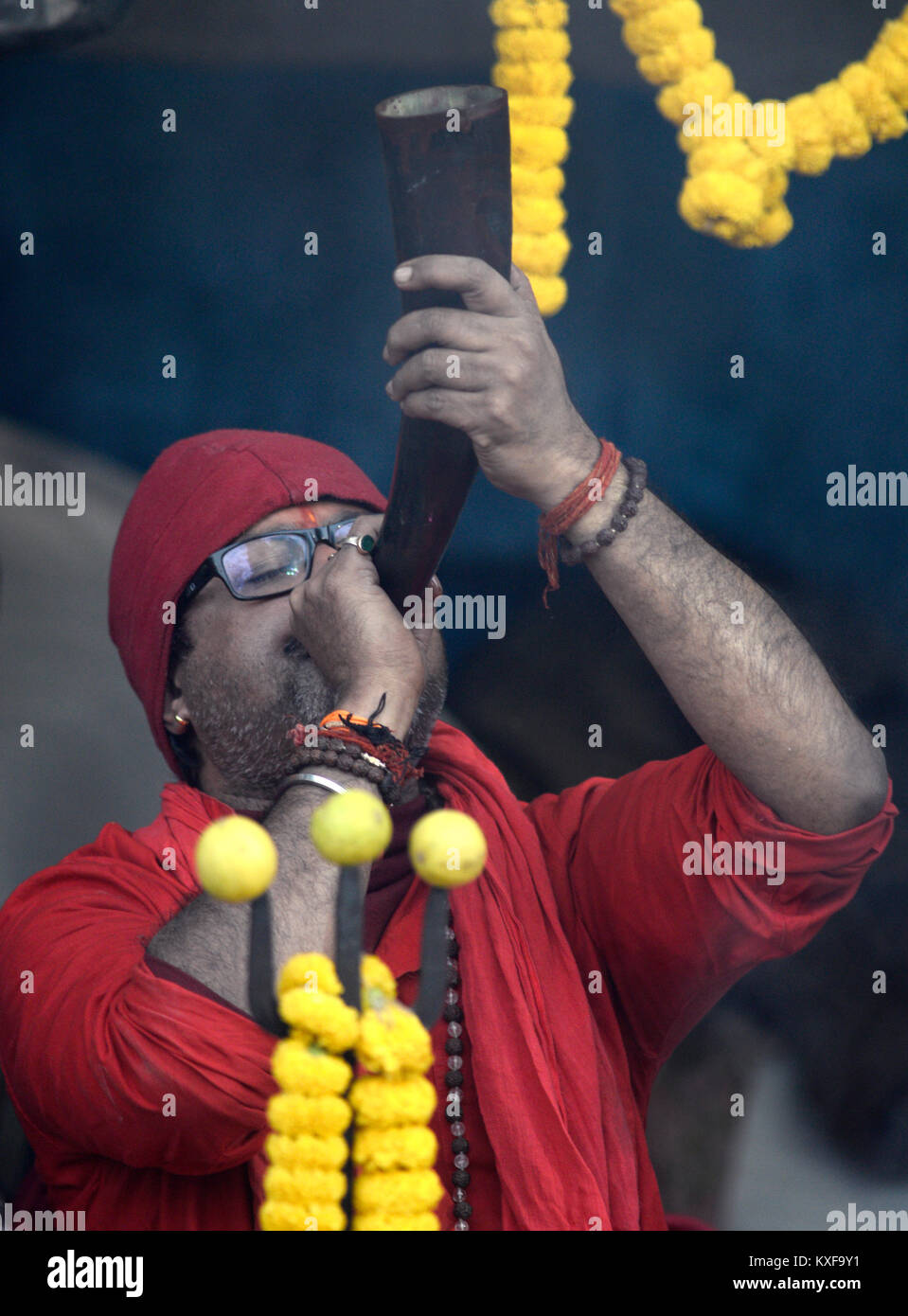 Horn pipe hi-res stock photography and images - Alamy