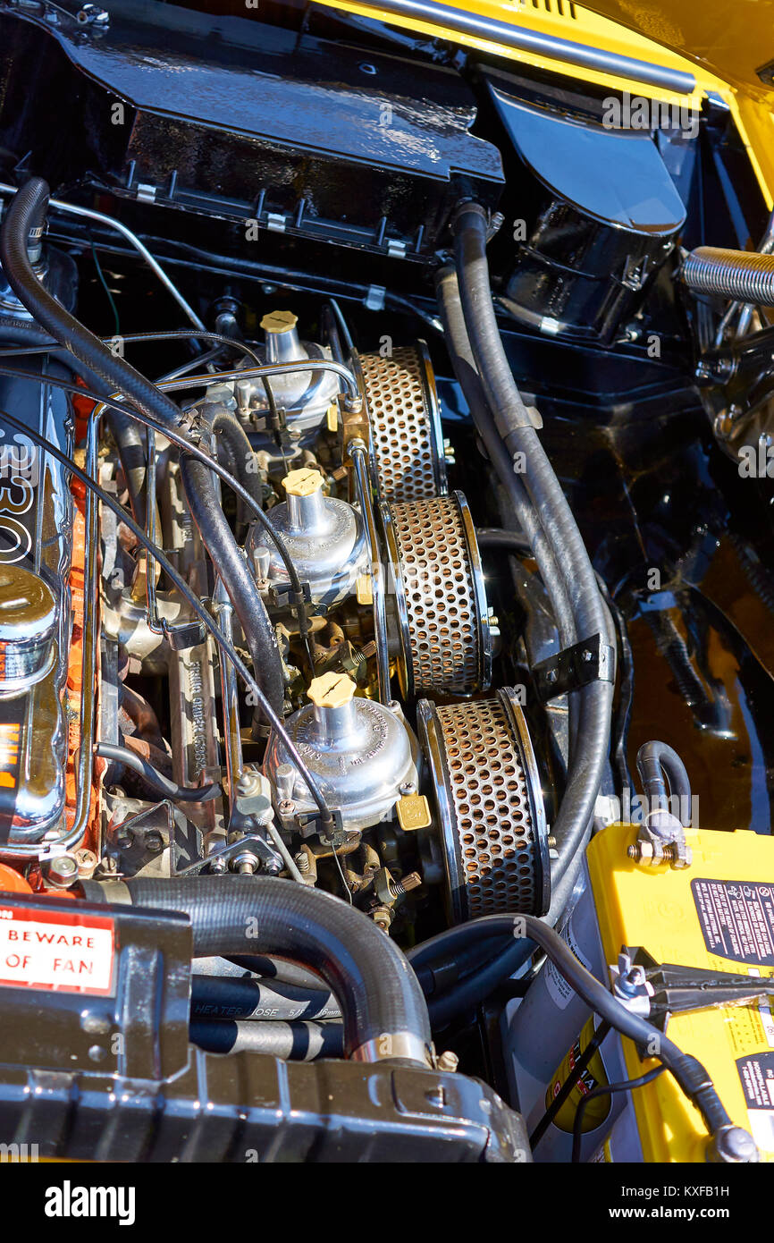 Holden red engine hi-res stock photography and images - Alamy