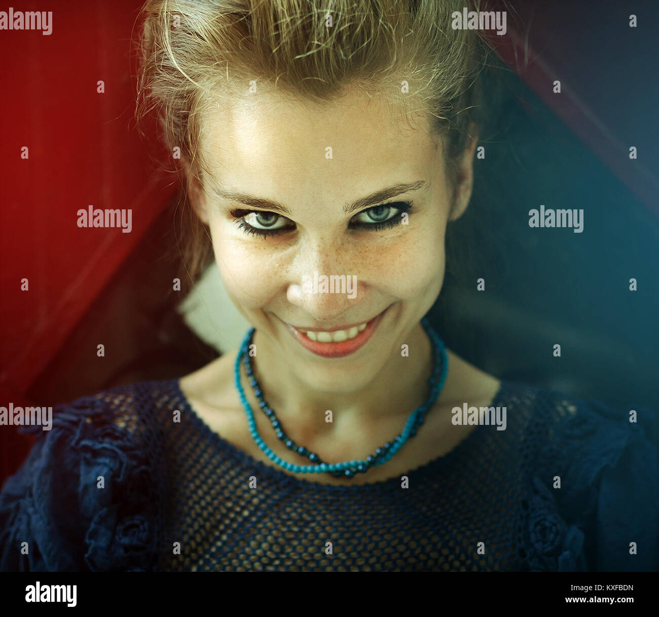 Portrait of natural happy smiling woman outdoors Stock Photo - Alamy