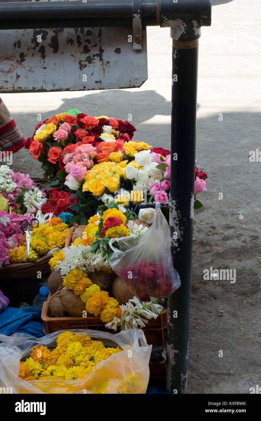 Street sold flowers and fruits Stock Photo - Alamy