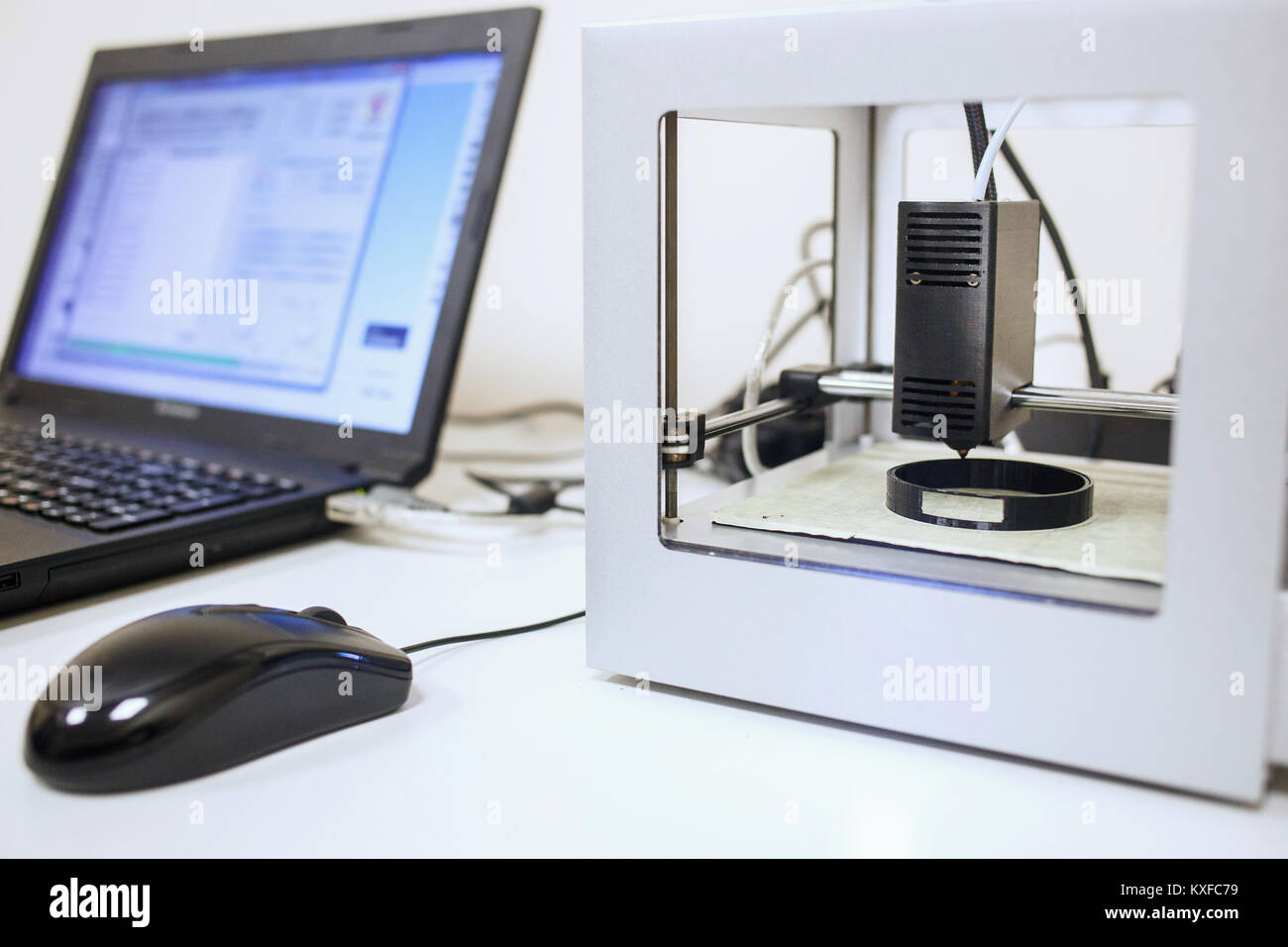 3d printer engineer hi-res stock photography and images - Alamy