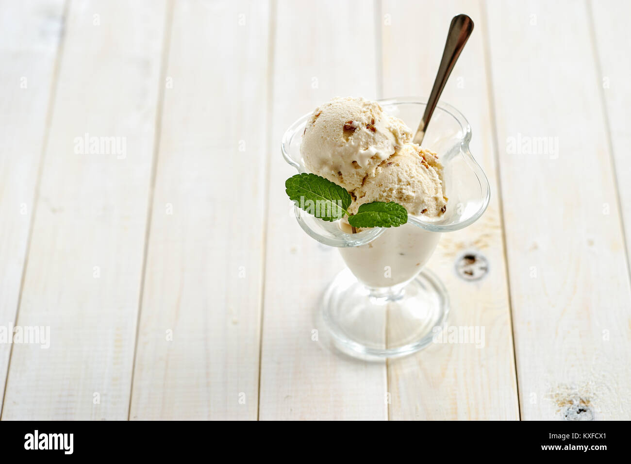 Vanilla ice cream in glass cup Stock Photo - Alamy