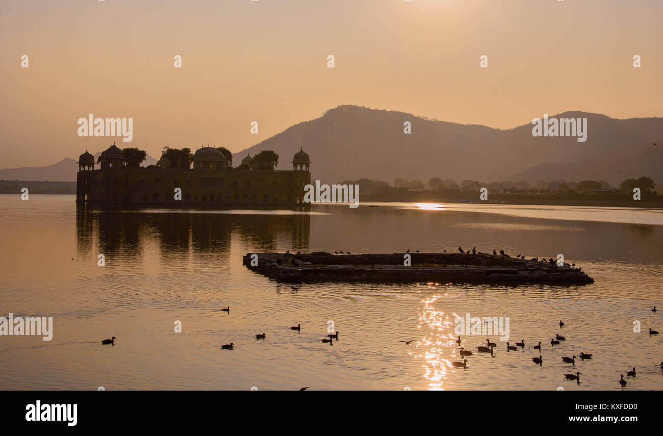 The Jai Mahal (Lake Palace), Jaipur, Rajasthan, India Stock Photo - Alamy