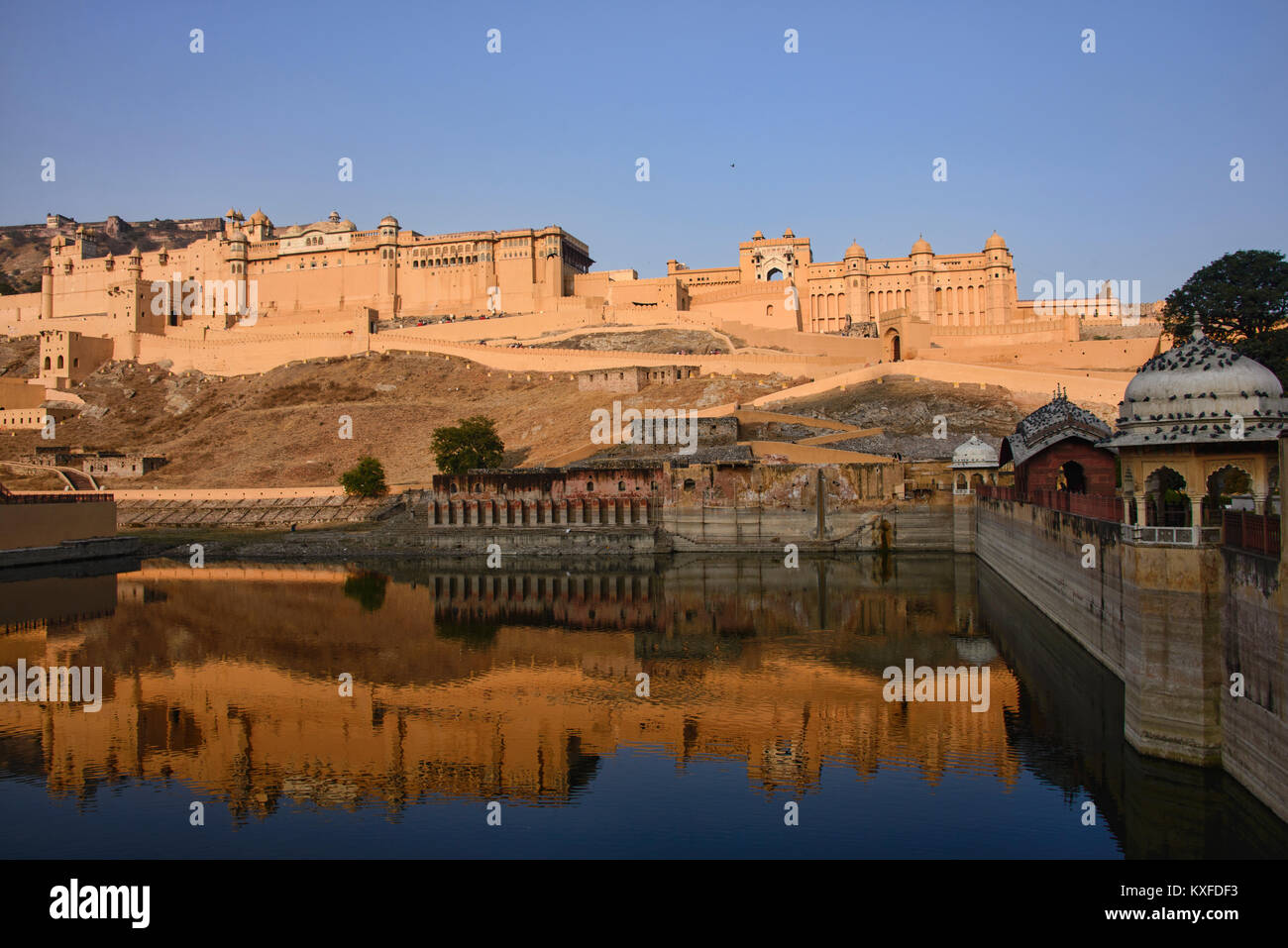 The beautiful sandstone Amer Fort, Jaipur, India Stock Photo - Alamy