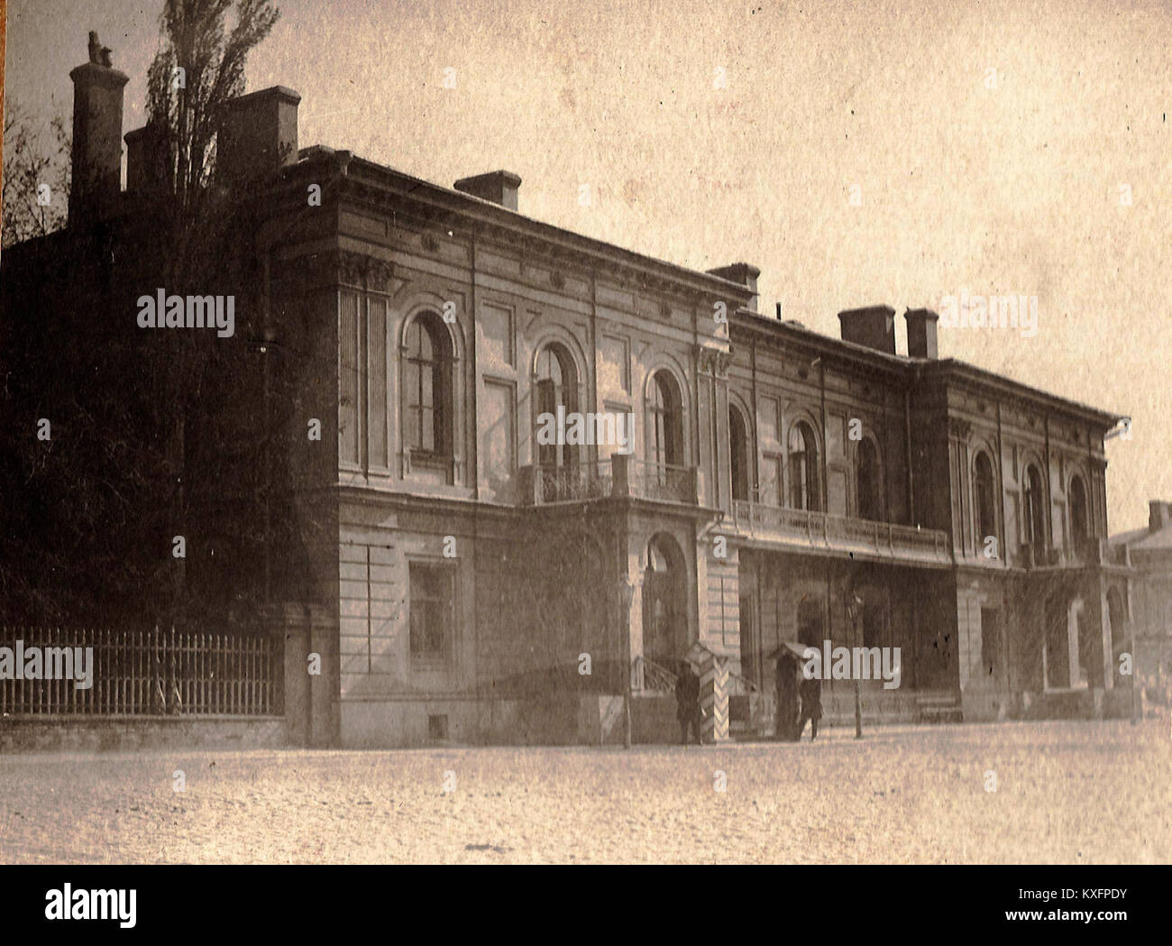 This is a historical image from 1905, but the text is in an unclear ...