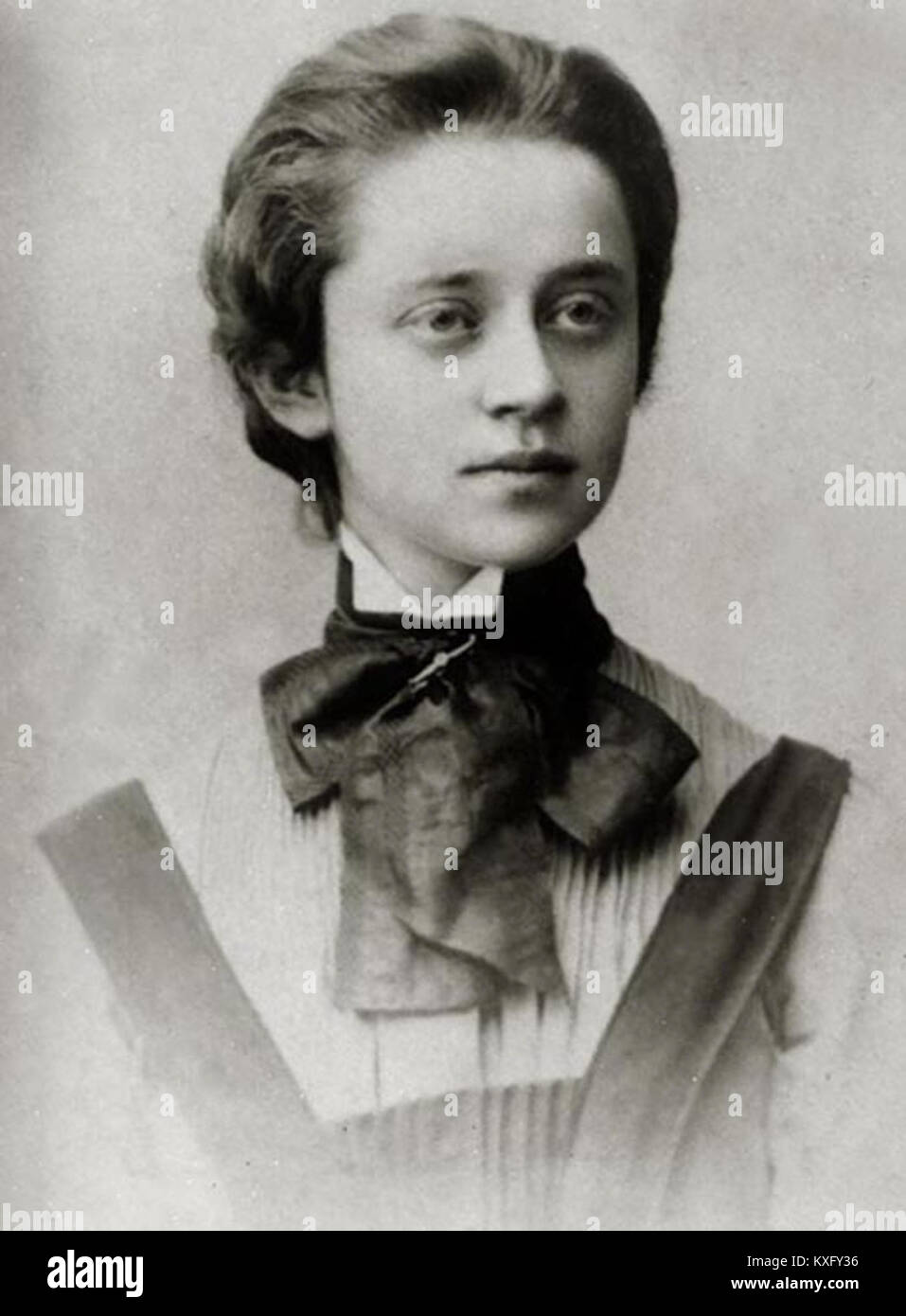 The title contains non-English text, and its details are currently ...