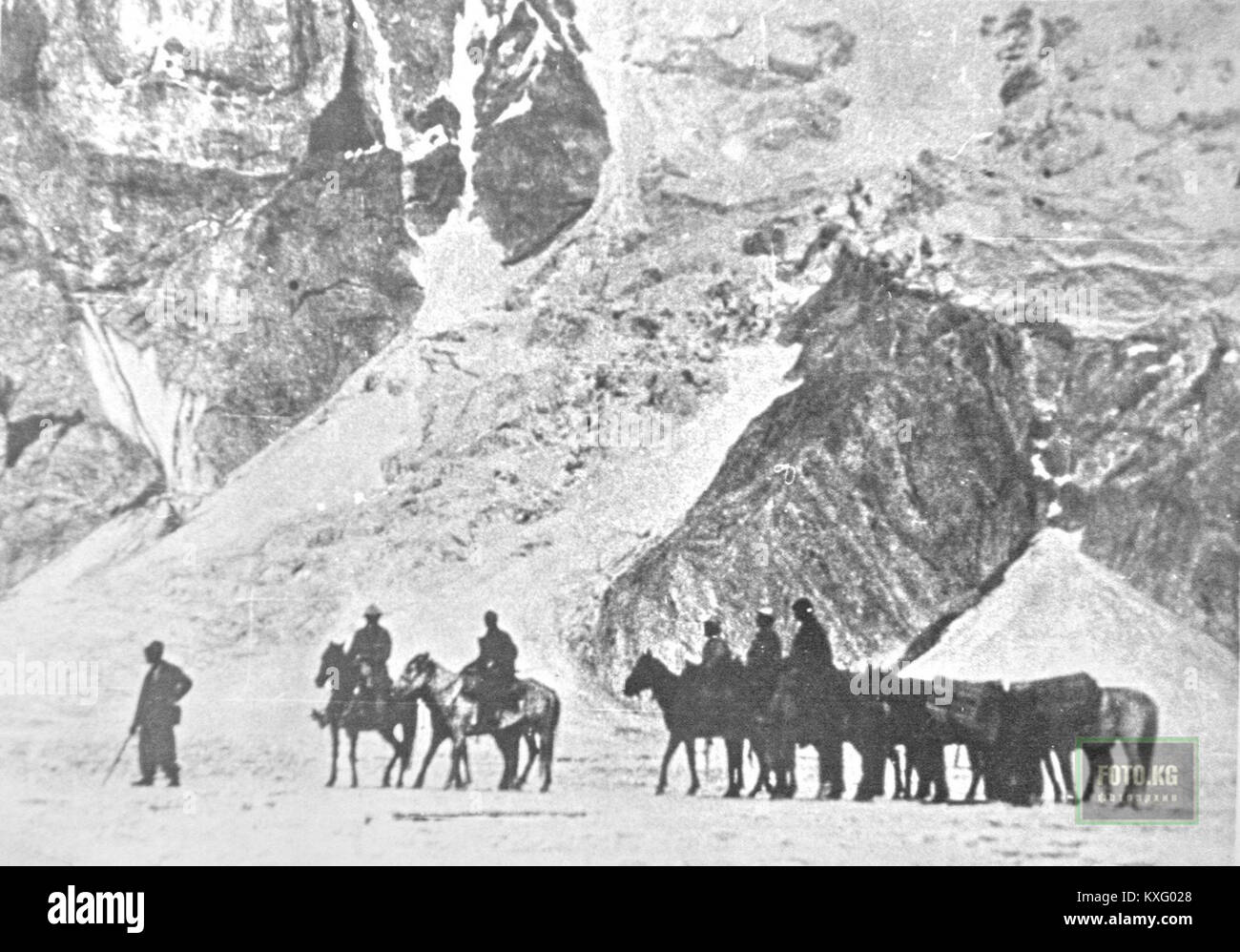 A 1931 expedition to Khan Tengri, one of the highest peaks in the Tian ...