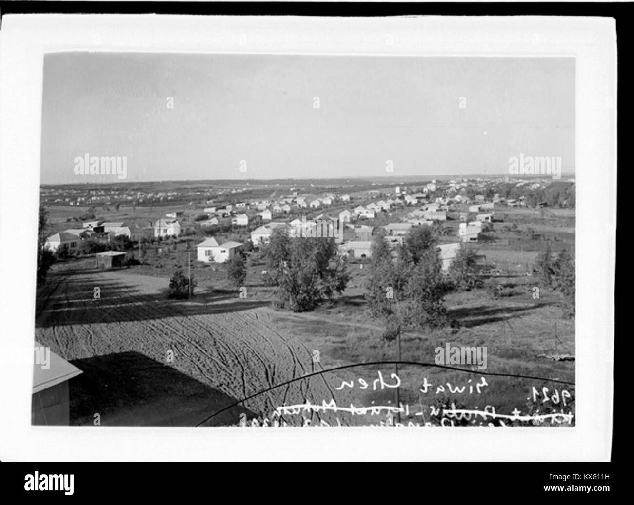 This photograph, taken in 1939, captures an important historical moment ...