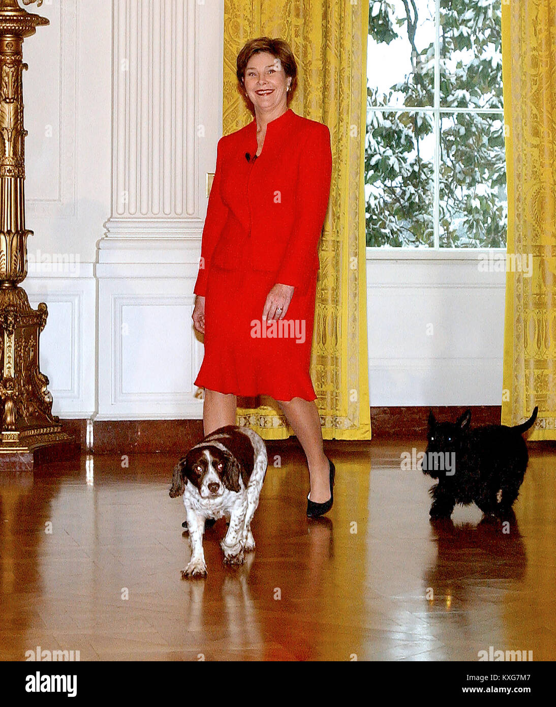 Washington, United States Of America. 05th Dec, 2002. First lady Laura ...