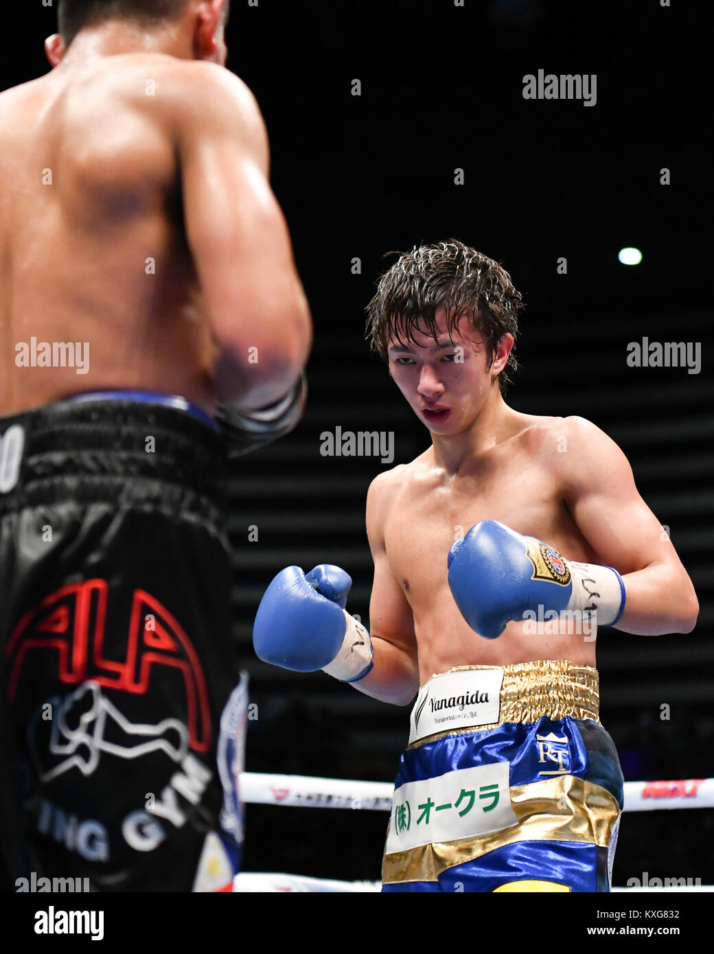 Tokyo, Japan. 31st Dec, 2017. (R-L) Ryoichi Taguchi (JPN), Milan ...
