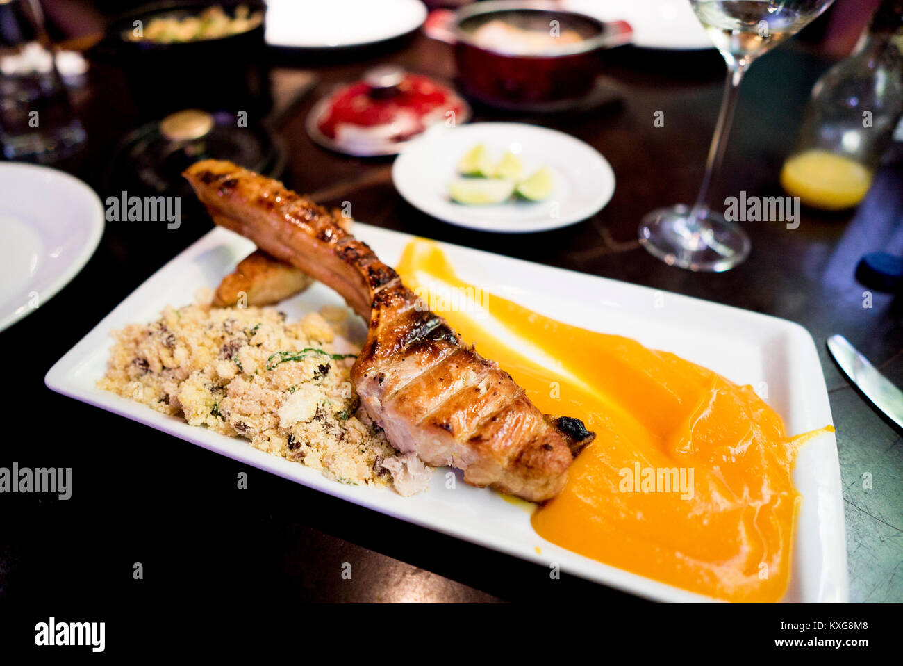 Belem, Brazil. 16th Nov, 2017. Tambaqui, a fish from the River Amazon ...