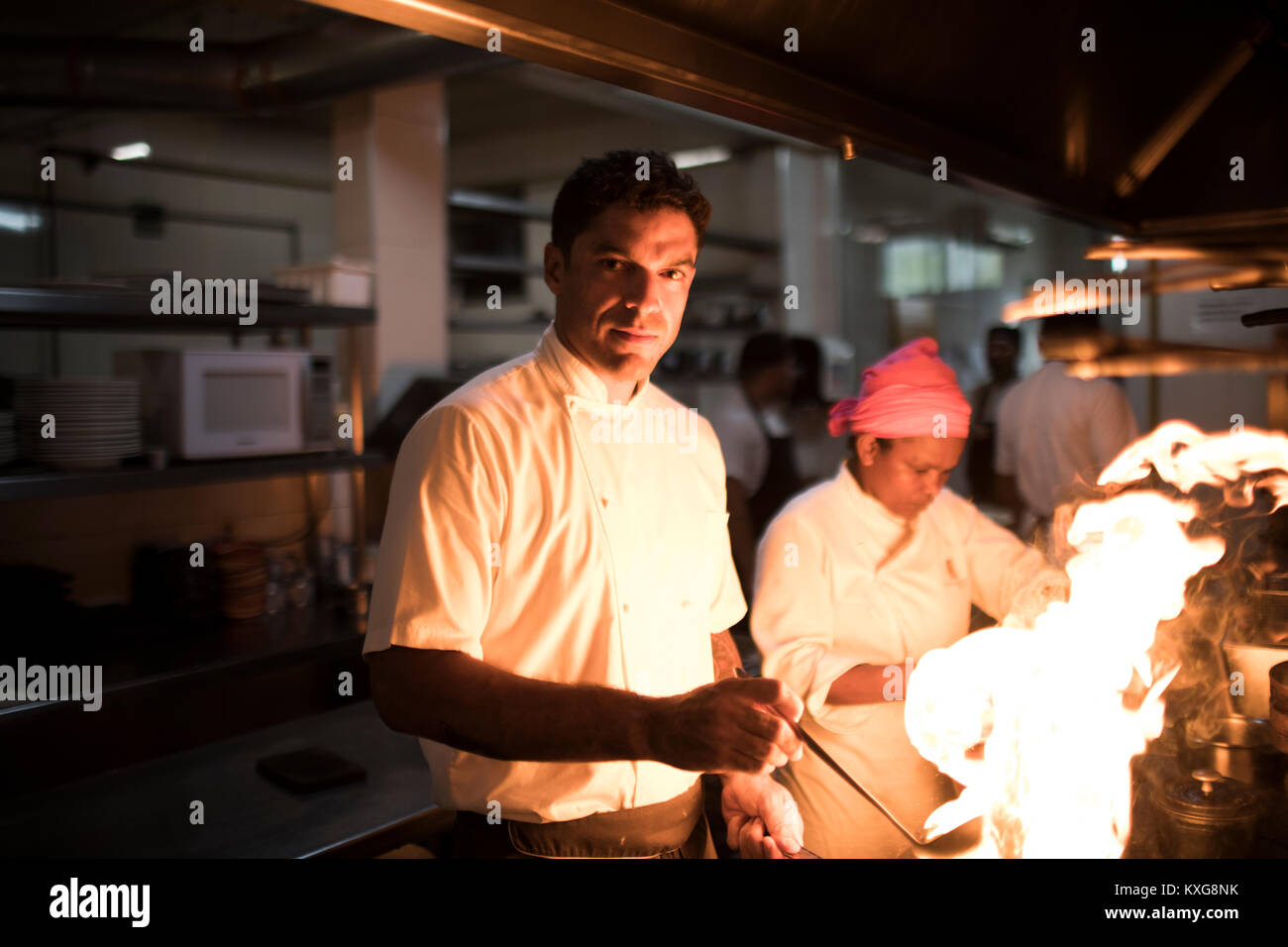 Belem, Brazil. 16th Nov, 2017. The Brazilian television chef Thiago ...