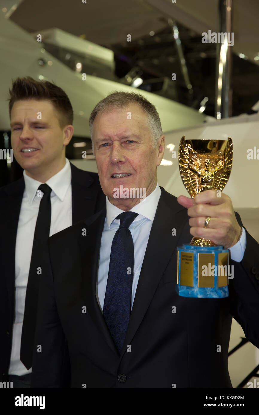London, UK. 10th Jan, 2018. 1966 World Cup hero Sir Geoff Hurst and ...
