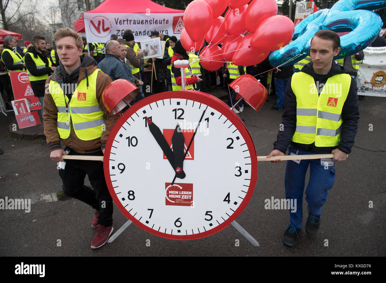 Zf factory germany hi-res stock photography and images - Alamy