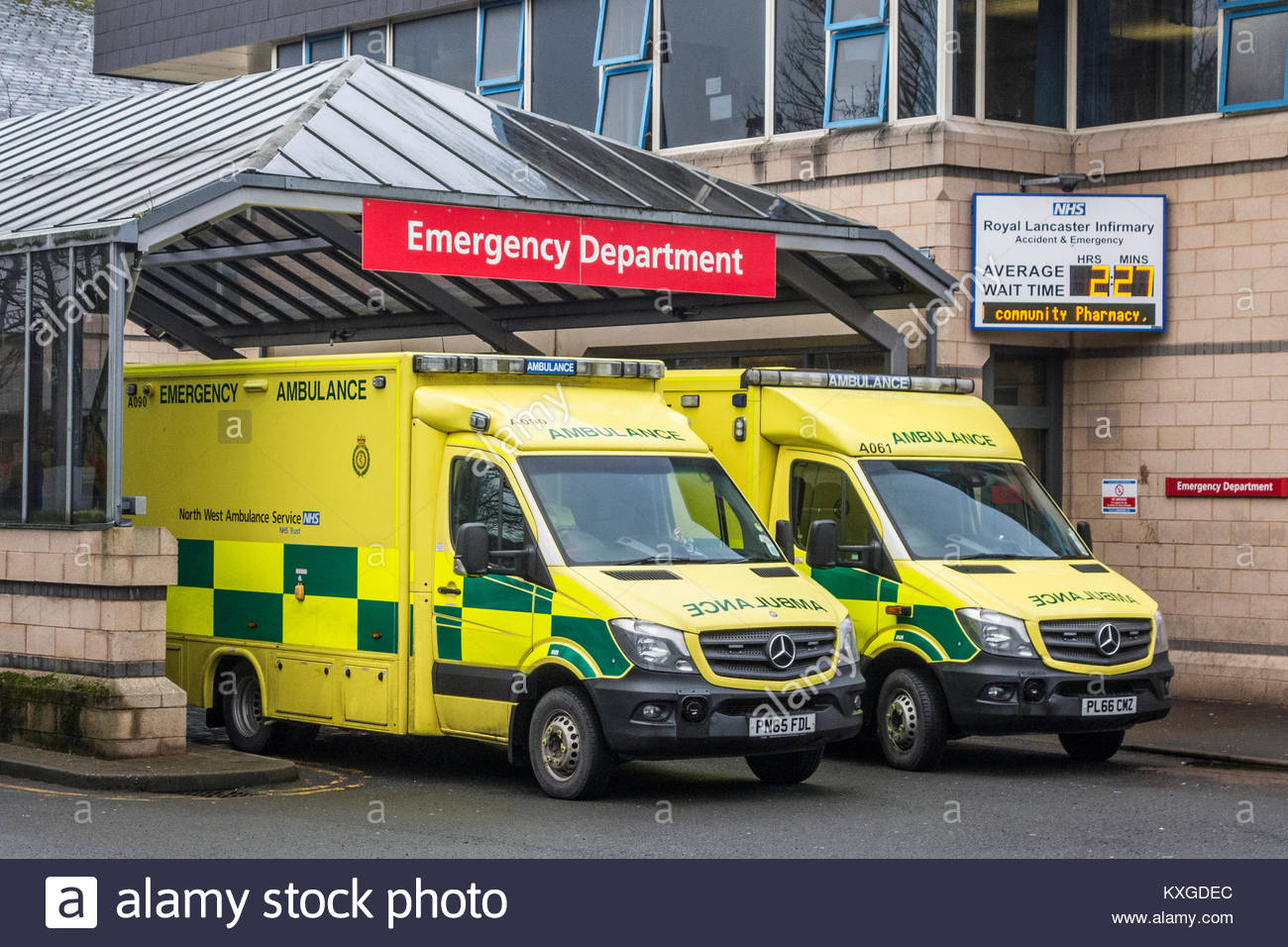 Hospital Uk Ambulance Nhs High Resolution Stock Photography and Images ...