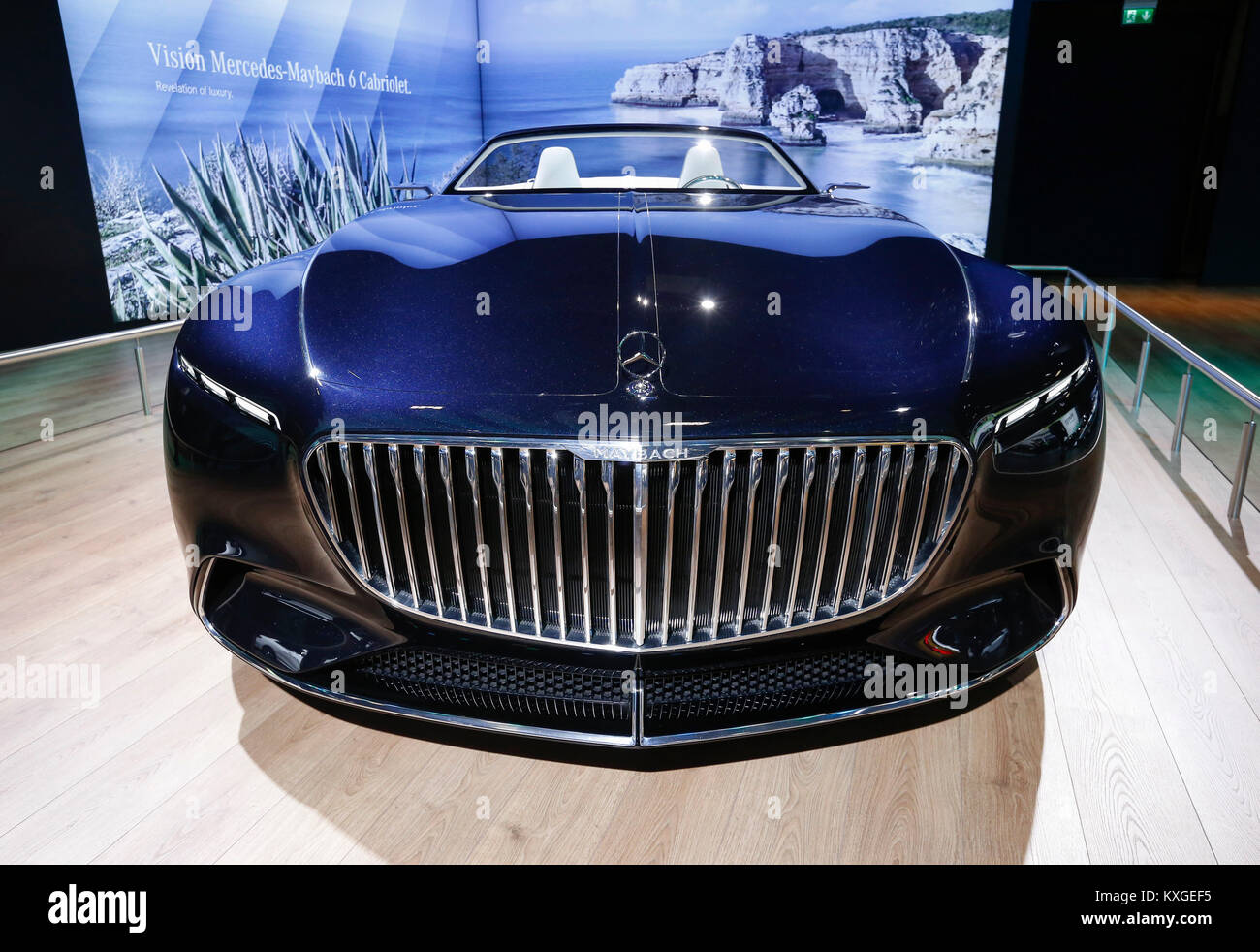 Mercedes maybach hi-res stock photography and images - Alamy